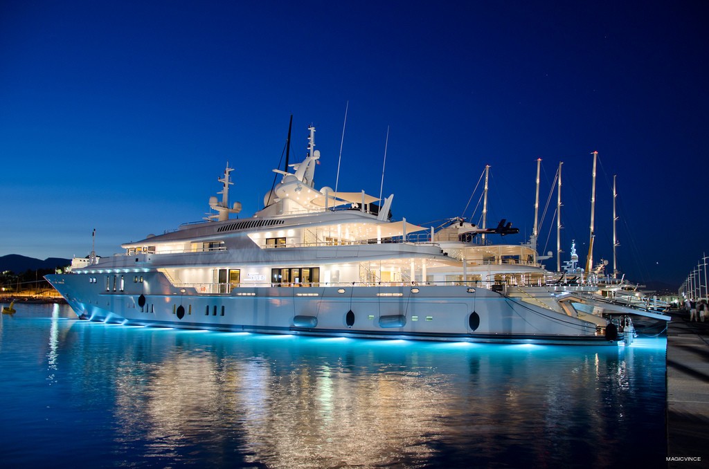 Yacht SIREN, Thyssenkrupp Marine Systems | CHARTERWORLD Luxury ...